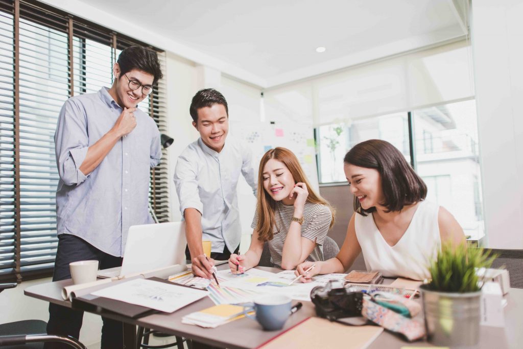 Macam Macam Karakter Karyawan di Kantor Alpha, Beta, Omega