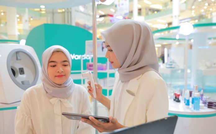 Beauty Advisor Adalah Daya Tarik Produk Kosmetik